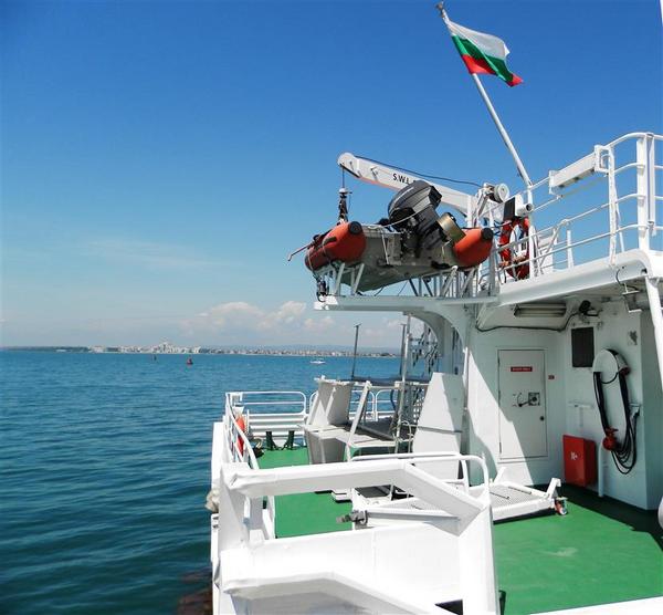Кометата „Seacat One” посрещa първите си пасажери на кея в Поморие